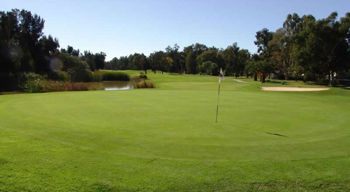 Penina Golf Resort Hotel, plan a golf getaway in Algarve